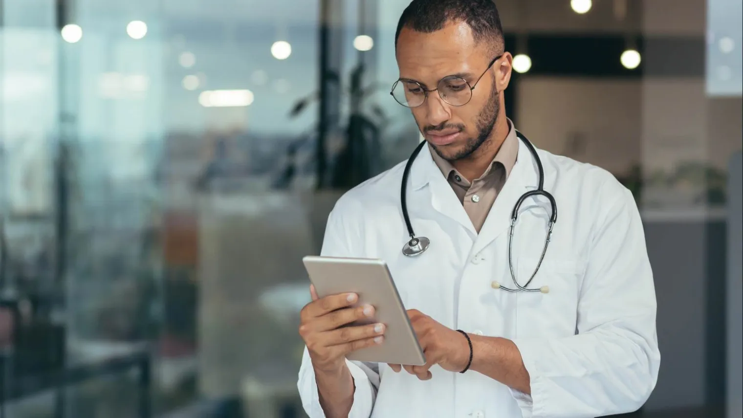 From Virtual Hospitals to Apps: Cloud in Saudi Healthcare