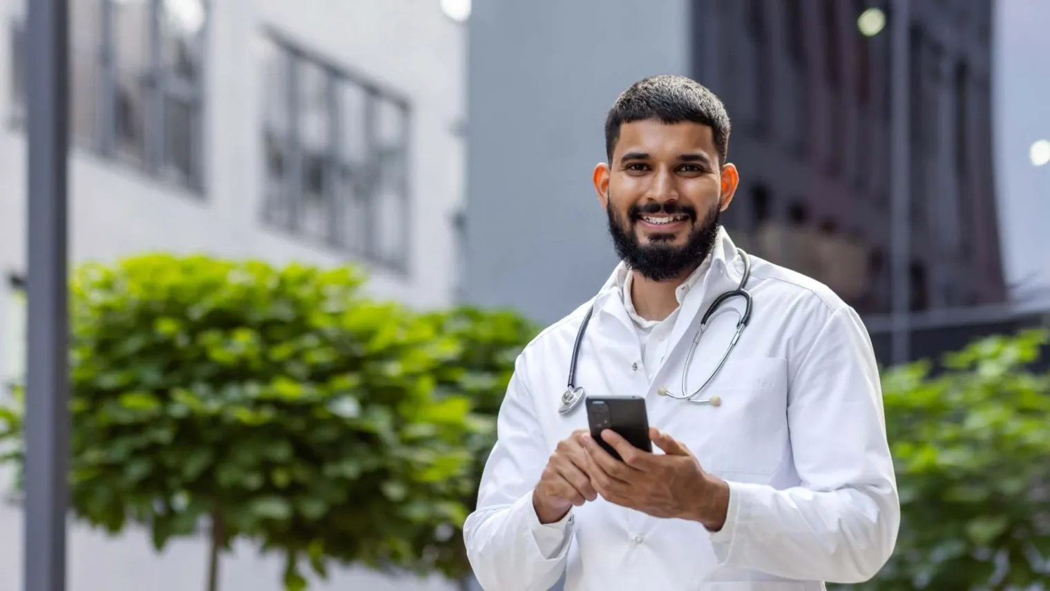 AI and Operational Solutions in Saudi Arabia’s Healthcare